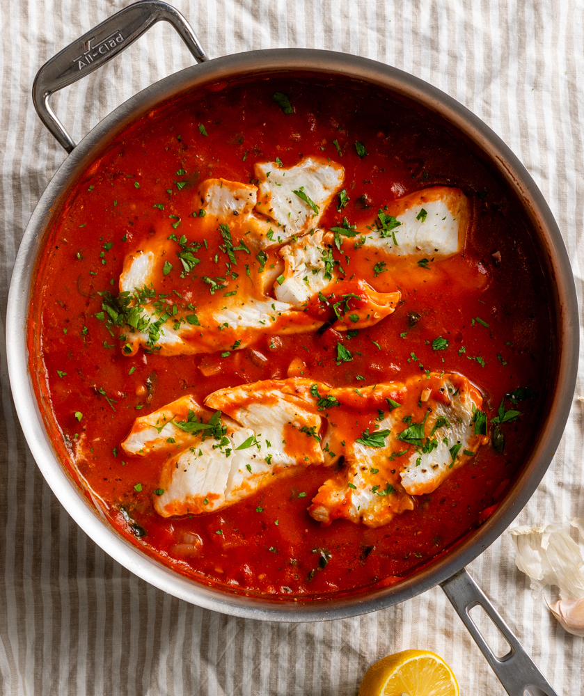 Quick & Healthy Poached Cod in Tomato Sauce • Daisybeet